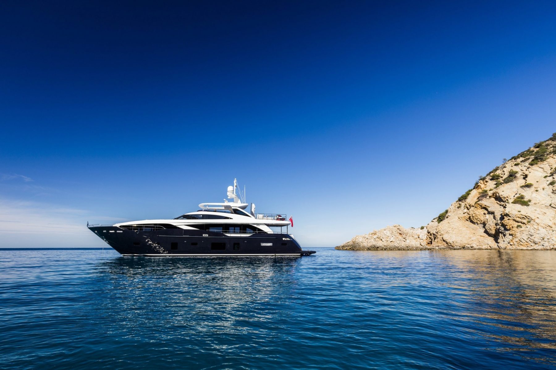 Princess 30M superyacht, M Class - Princess Motor Yacht Sales