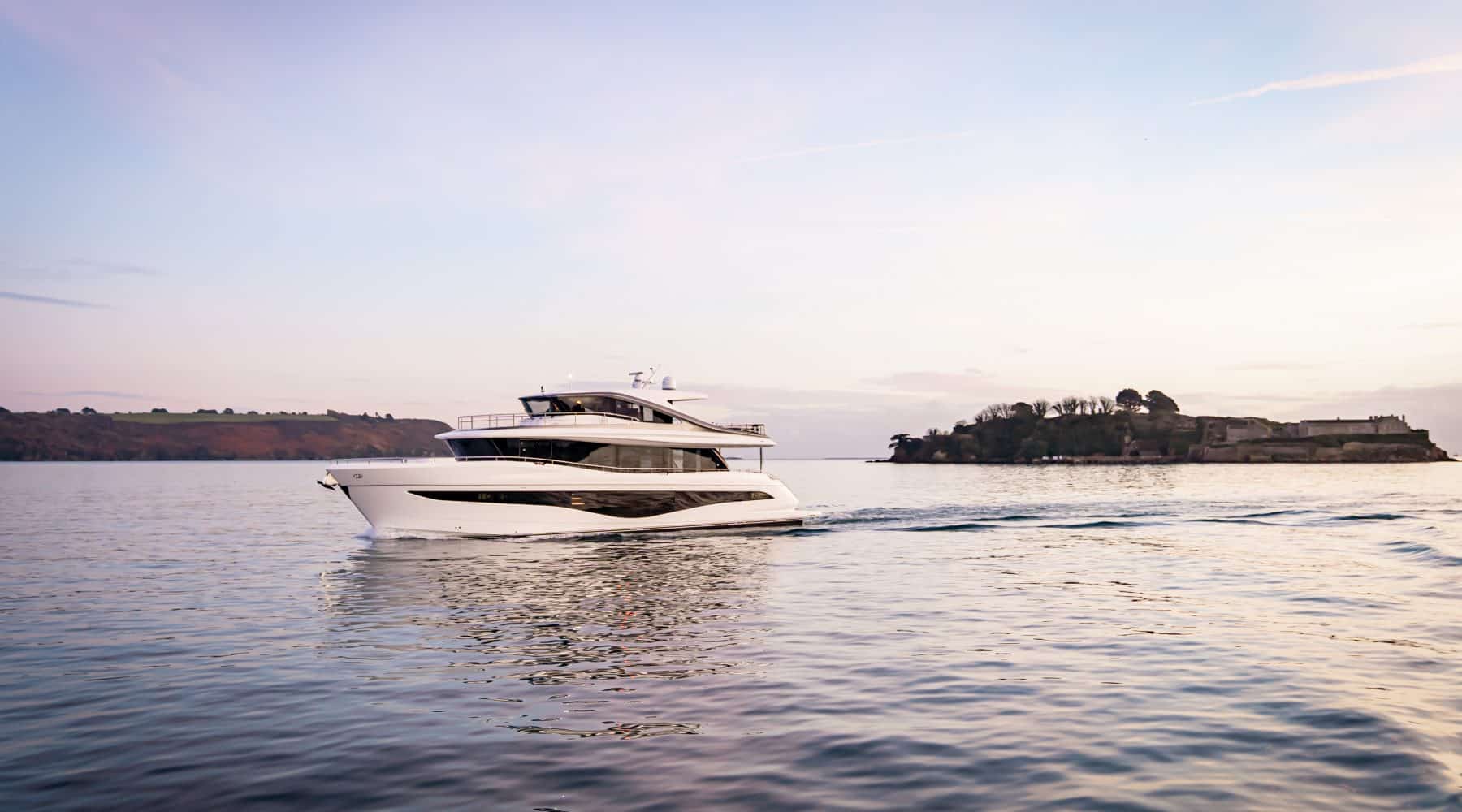 The all-new Princess X80 yacht - Princess Motor Yacht Sales